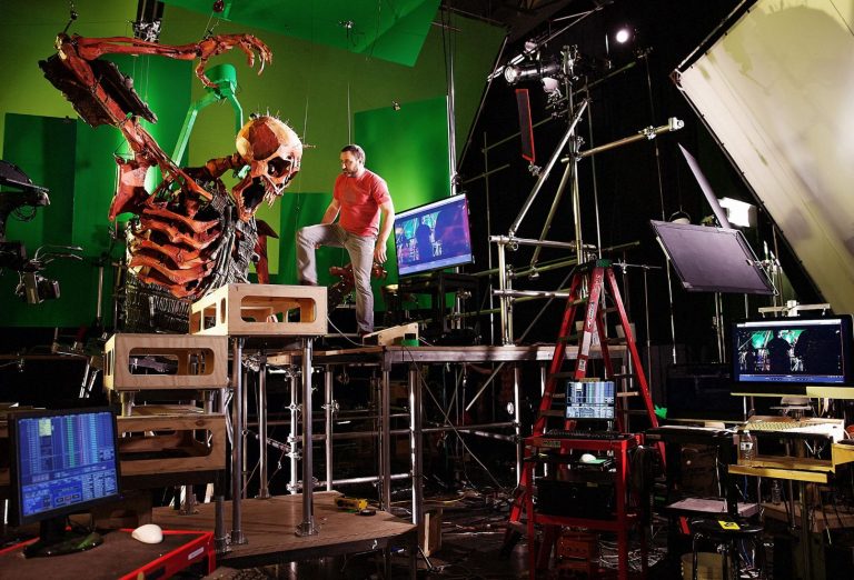 Laika Was Crazy Enough To Animate A 16-Foot Tall Skeleton for 'Kubo and ...