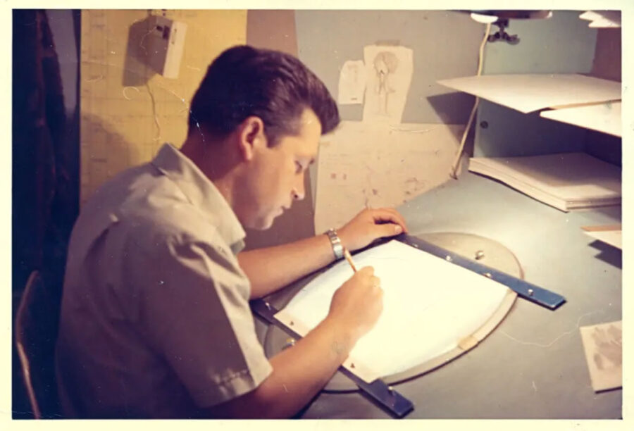 Roman Arambula, Mexican Artist Who Drew Mickey Mouse Comic Strip, Dies ...