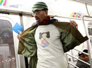 Brooklyn Animator Hustles Cartoons on the Subway